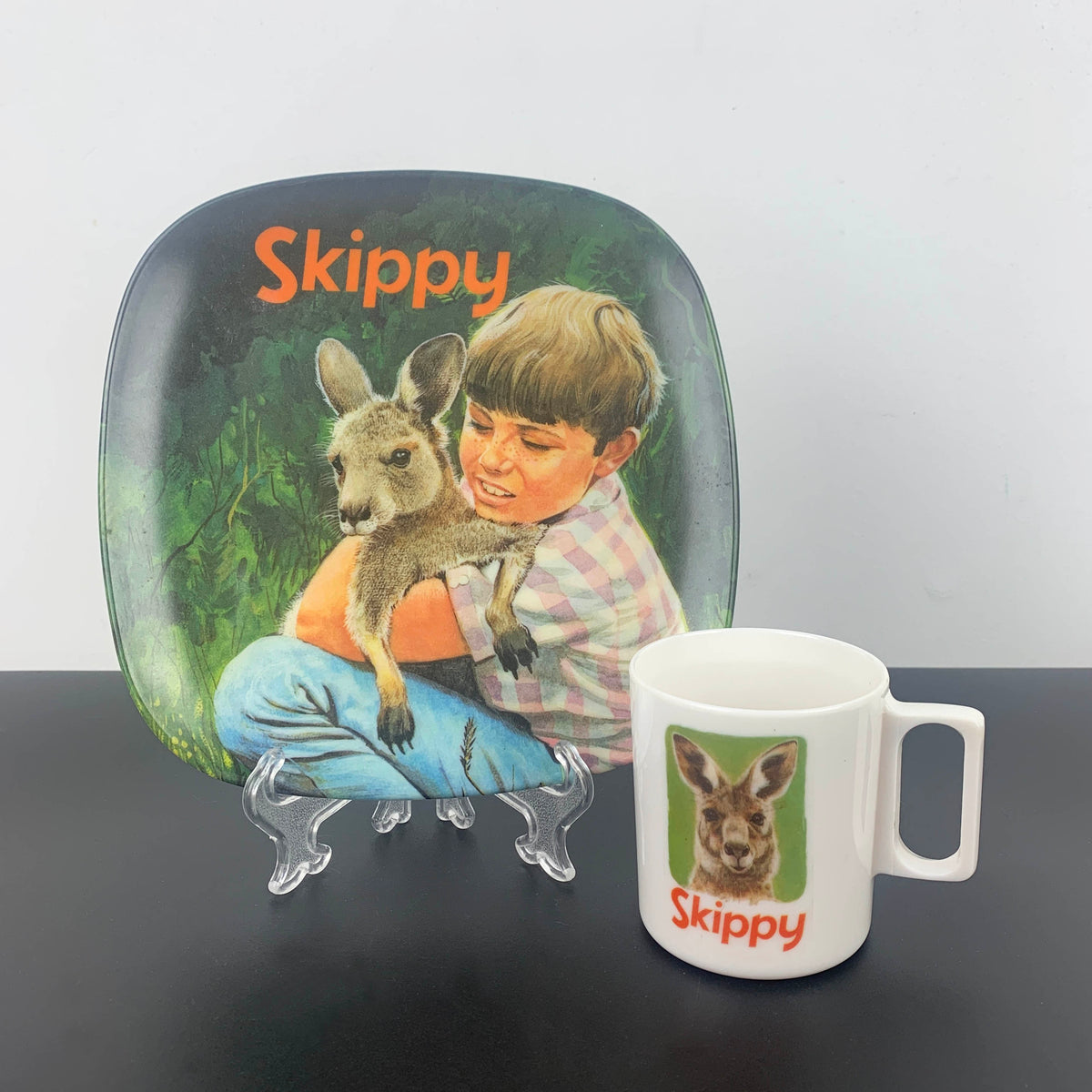 Skippy the Bush Kangaroo collectible plate and cup set – Feature ...